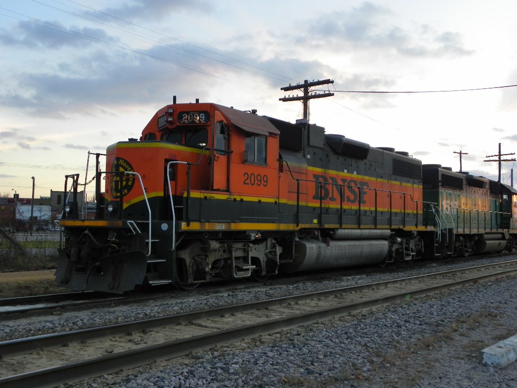 BNSF GP38-2 2099